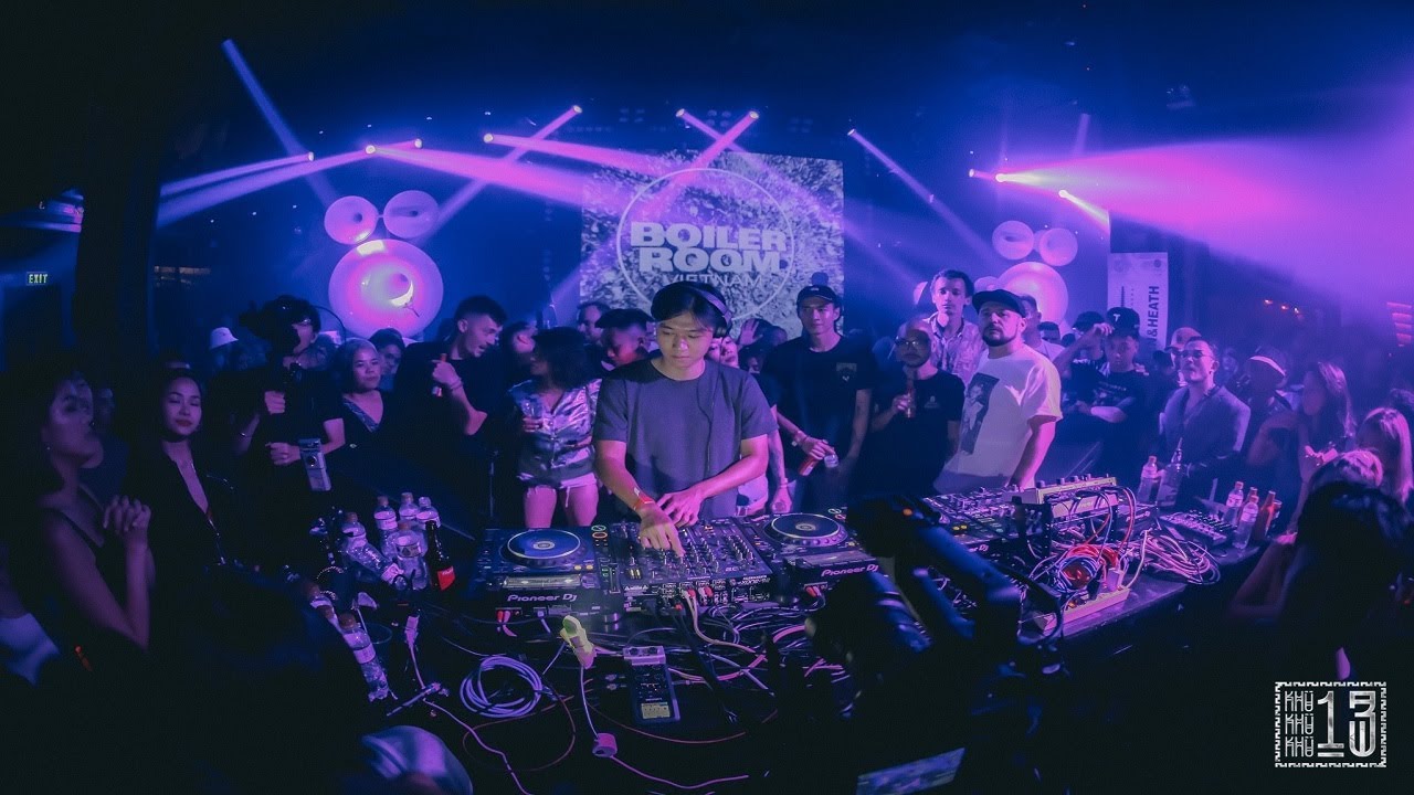 Tung Tim | Boiler Room Ho Chi Minh City: Khu 13 x Haustek Agency - YouTube