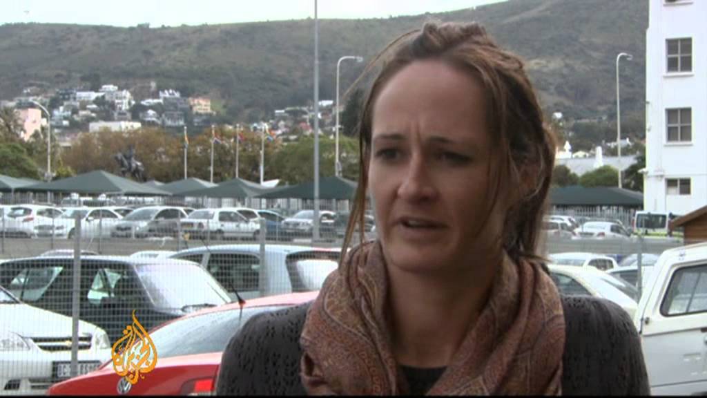 Angolan refugees unwilling to leave South Africa - YouTube