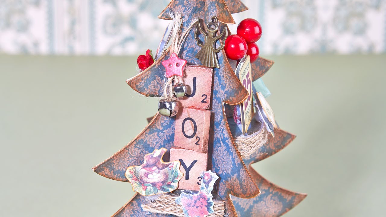 Making a Papercraft Christmas Tree | In The Studio - YouTube