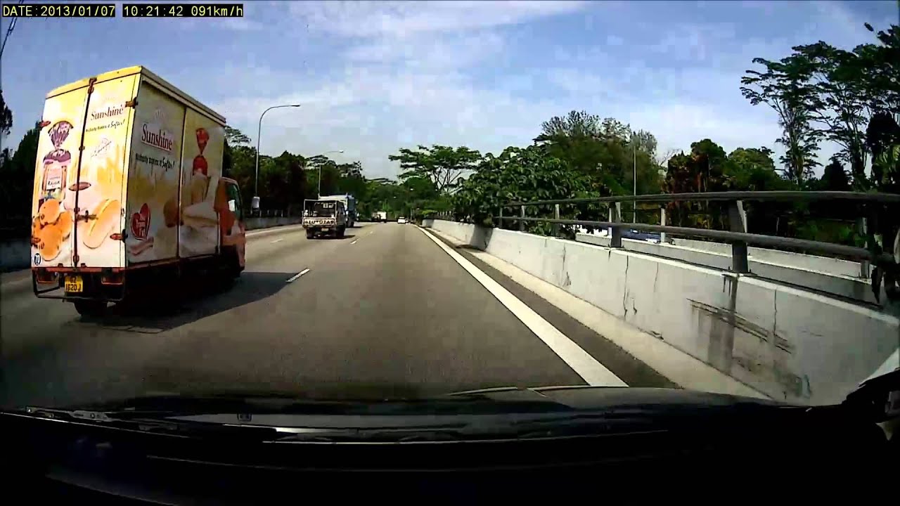 ITB100 Capture "Flying" Stones From A Lorry.mp4 - YouTube