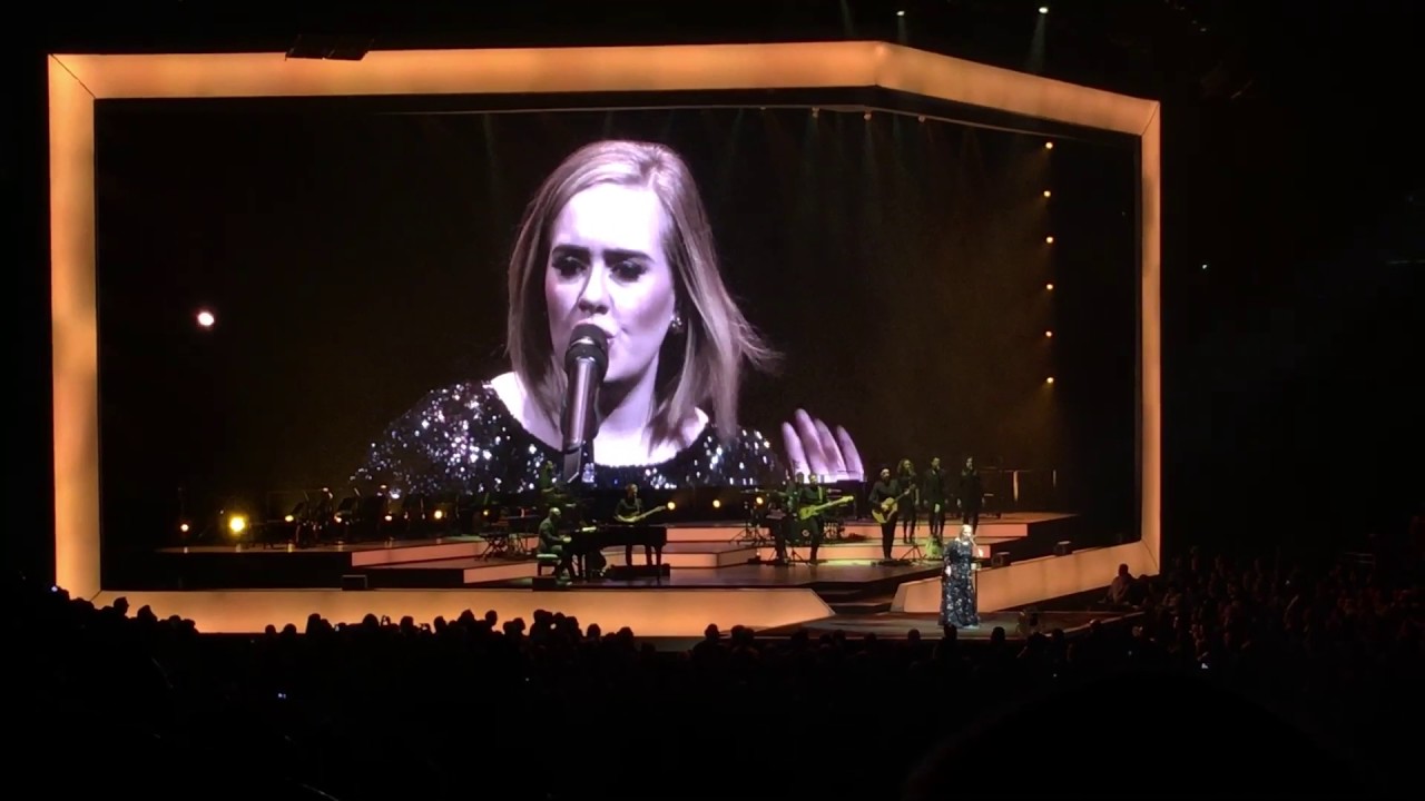 Sweetest Devotion by Adele @Phoenix 2016.11.21 - YouTube