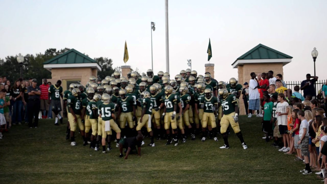 Conway Tigers running down "The Hill" - YouTube