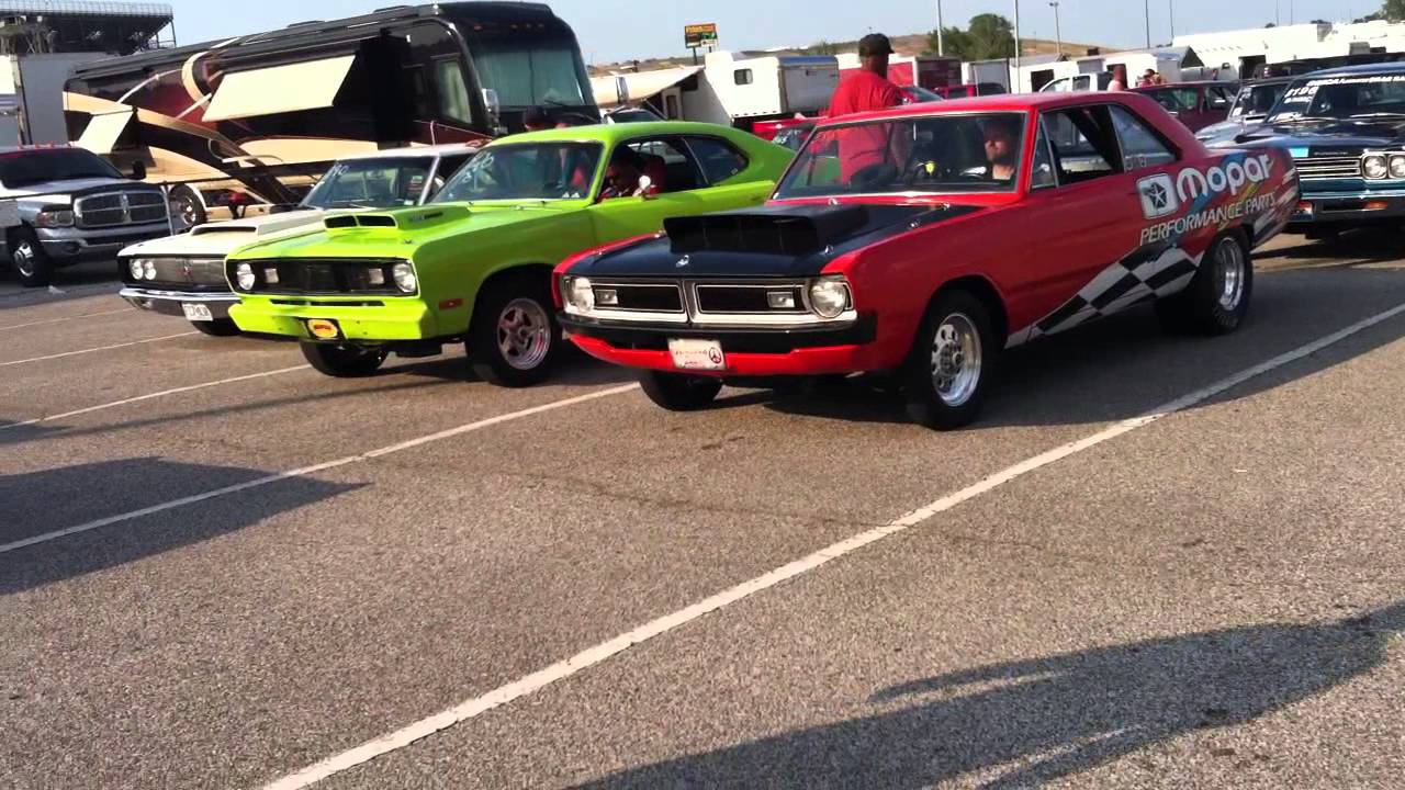 500-600 HP Mopar Big Block Big Cams Idling - YouTube