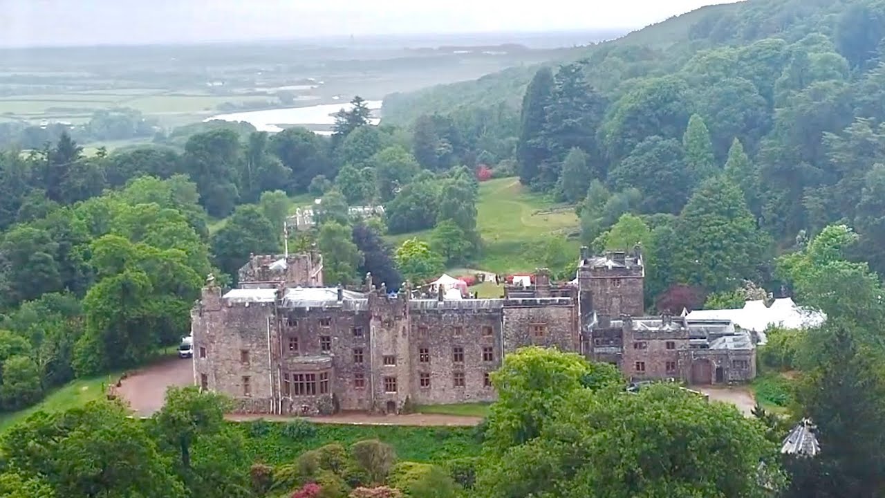 🇬🇧🏴󠁧󠁢󠁥󠁮󠁧󠁿 The Lake District NP - Muncaster Castle - YouTube
