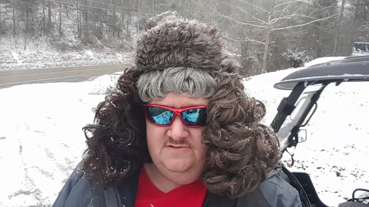 Sassy squatch hunter diggin out 1/5/17 - YouTube