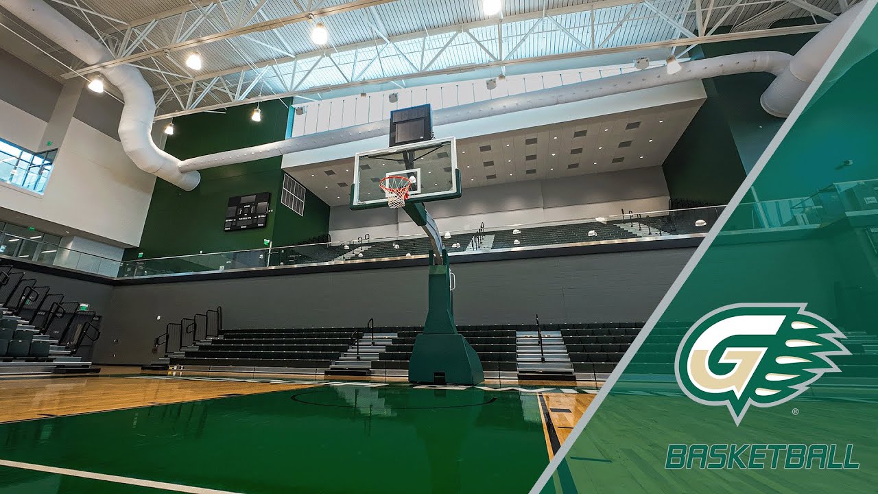 GGC Men's Basketball vs Milligan University - YouTube