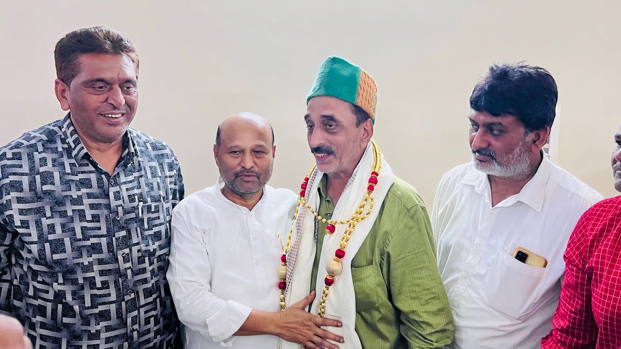 SK Beedi Owner Alhaj Sadath Sakaf Says All Muslims are Voting to CP ...