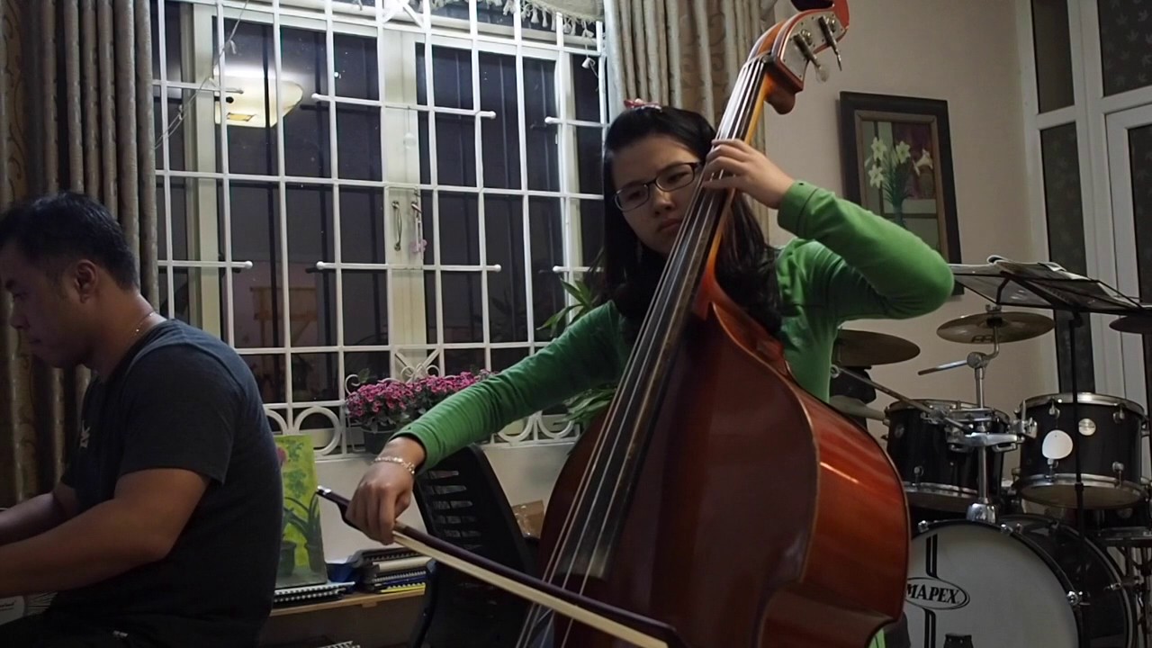 Concerto for Double Bass Antonio Capuzzi - Bass Vu Cam Tu - YouTube
