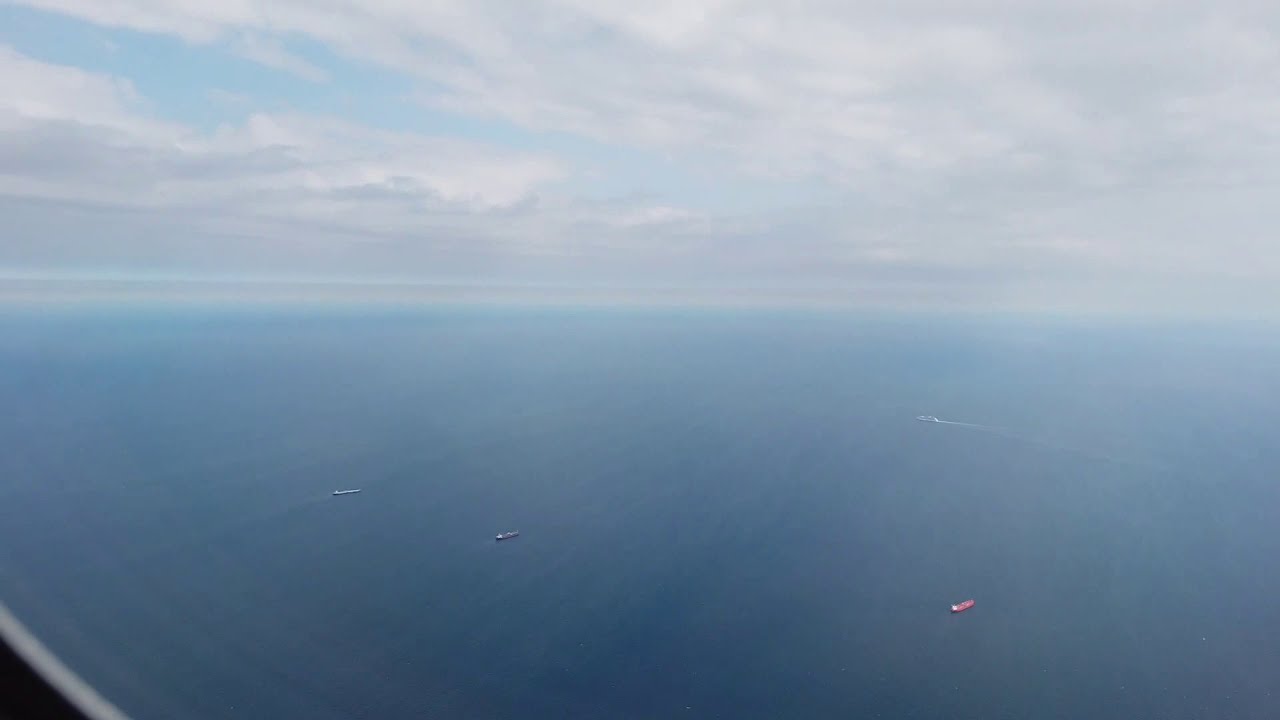 航空日记1 东方航空MU588商务舱 纽约肯尼迪-上海浦东 - YouTube