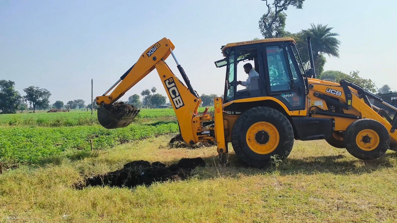 jcb 3dx Eco Excellence Backhoe Machine Home foundation in village work ...