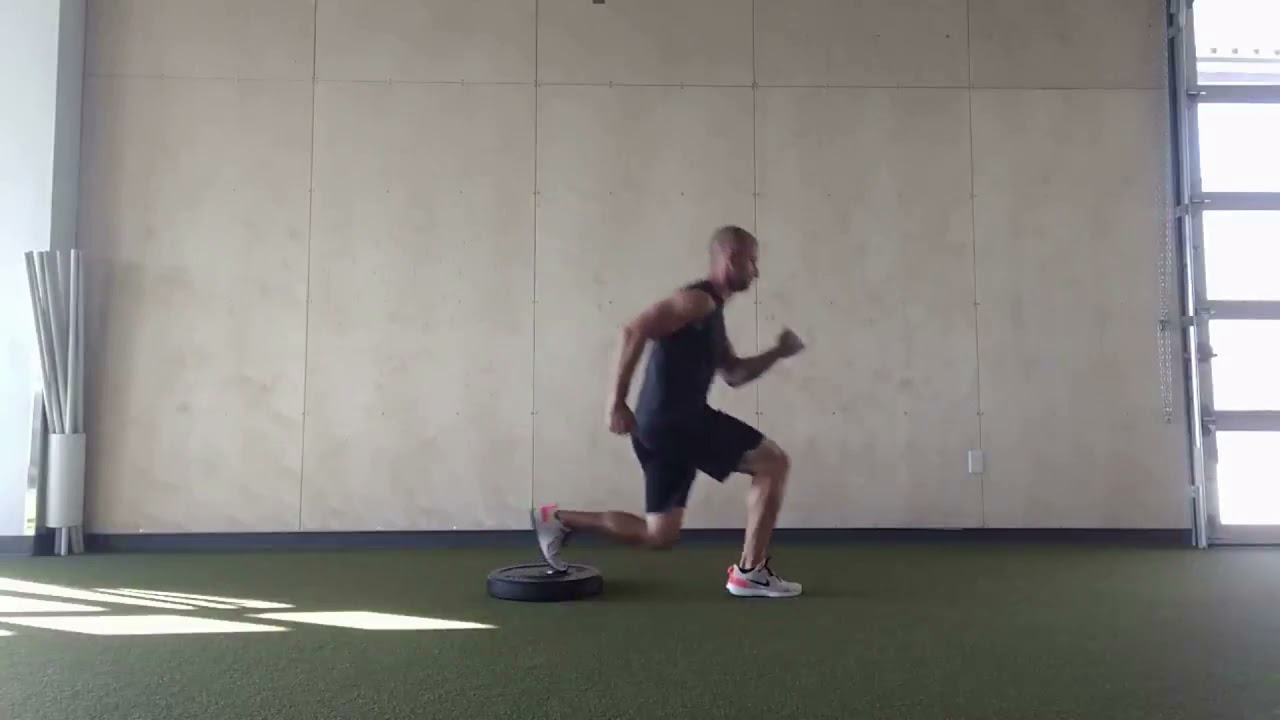 Elevated Forward Lunge for Increased Deceleration Ability - YouTube