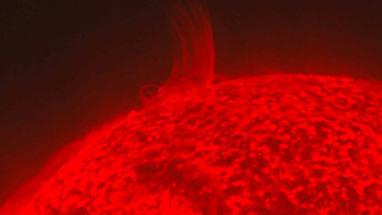 Sun blasts 'huge rush of mass!' ESA says it warped the magnetic field ...