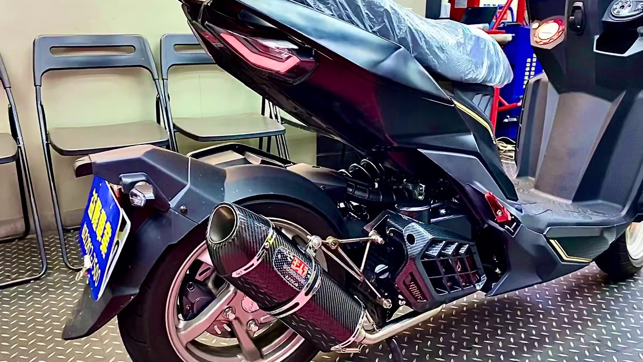 SYM DRG 吉村排氣管Cover by SYM SBC 益隆車業 - YouTube