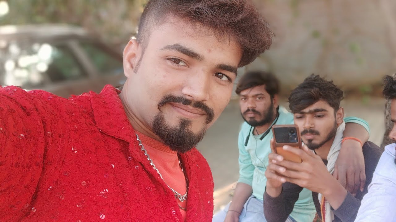 Official Raj goswami लाइव है! बाल कटवाने बाल कैसा काट दिया 🤓 - YouTube