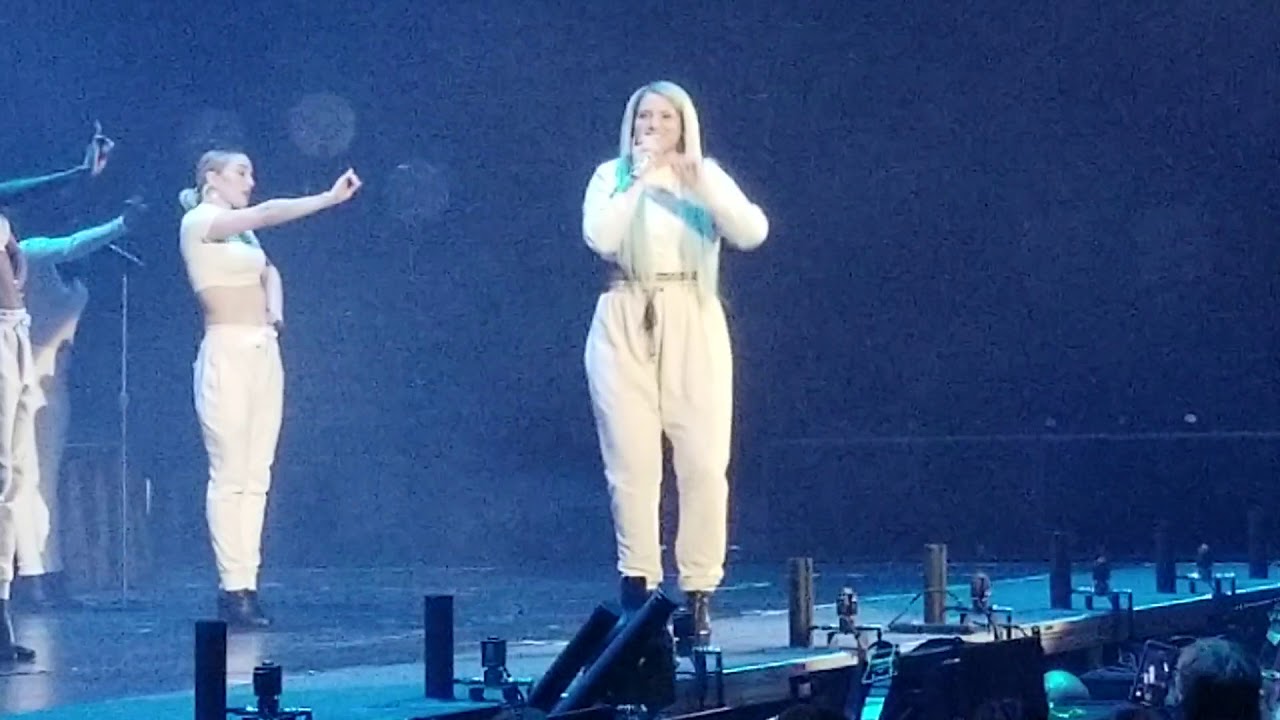 Meghan Trainor - All About That Bass - YouTube