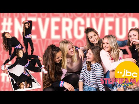 Achter de schermen van mijn eerste collectie - vlog