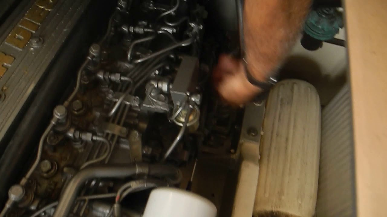 Override the engine STOP system by hand - YouTube