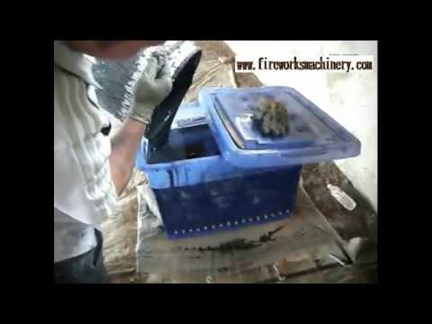 Fast fuse making machine, fireworks machine - YouTube