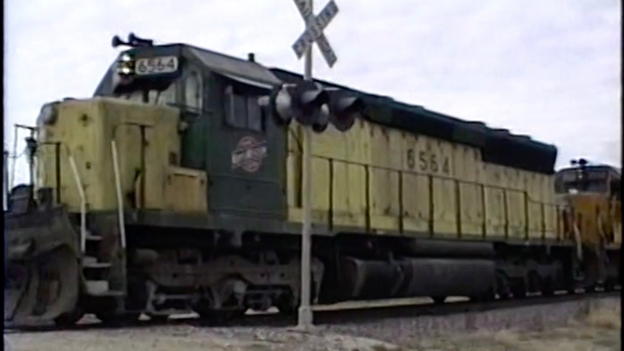 1995_11_24 CNW 6564 UP Ames & Nevada IA SD40R BL20-2 SD45 GP40 - YouTube