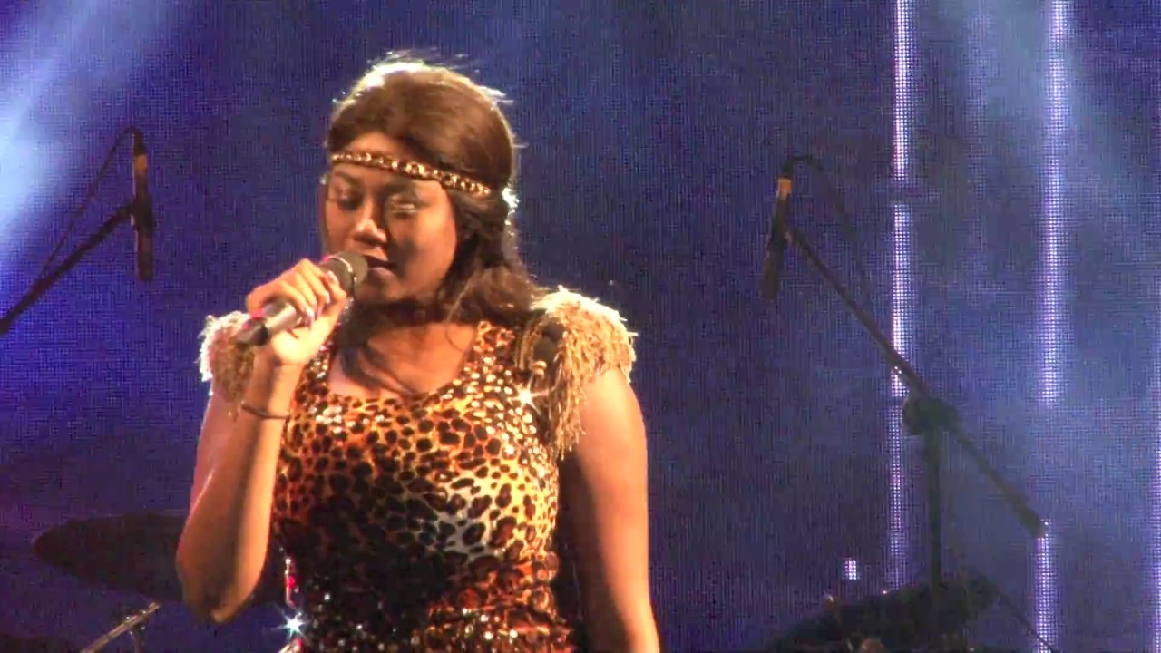 Naledi Boltina at the 6th Matatiele Music Festival - YouTube