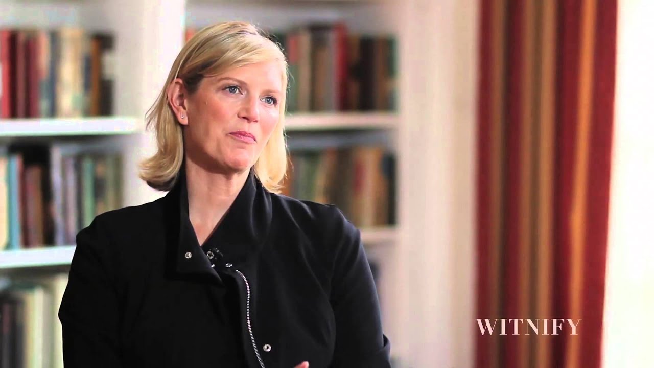 Caroline Cunningham: Mall as "centering point" - YouTube