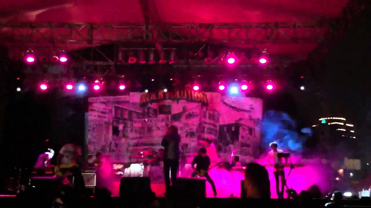 Cemetery dance club - perish (feat icky from yesitsyou) at - YouTube
