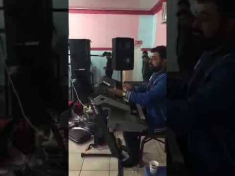 KOMA ERKAN 2017 YENI HOZAN EMRAH PIYANIST ERKAN