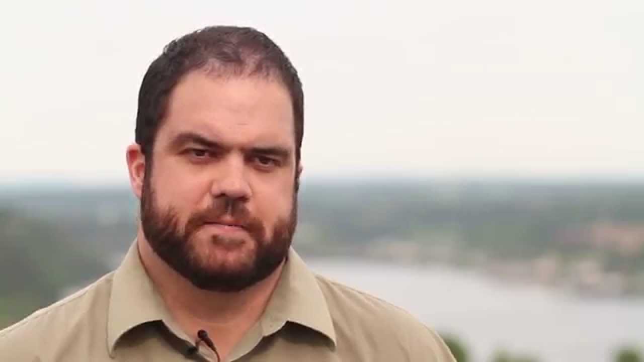 Pierre-Luc Vézina-Labelle - porte-voix Saguenay Lac-Saint-Jean - YouTube