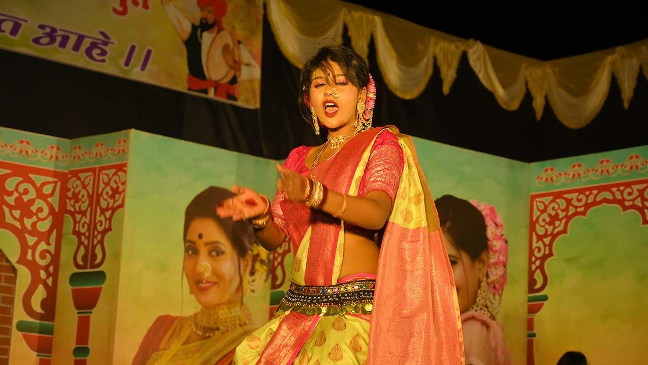 महाराष्ट्रात गाजणारी 'गवळण' #gavlan #gavlanimarathi #gavlani # ...