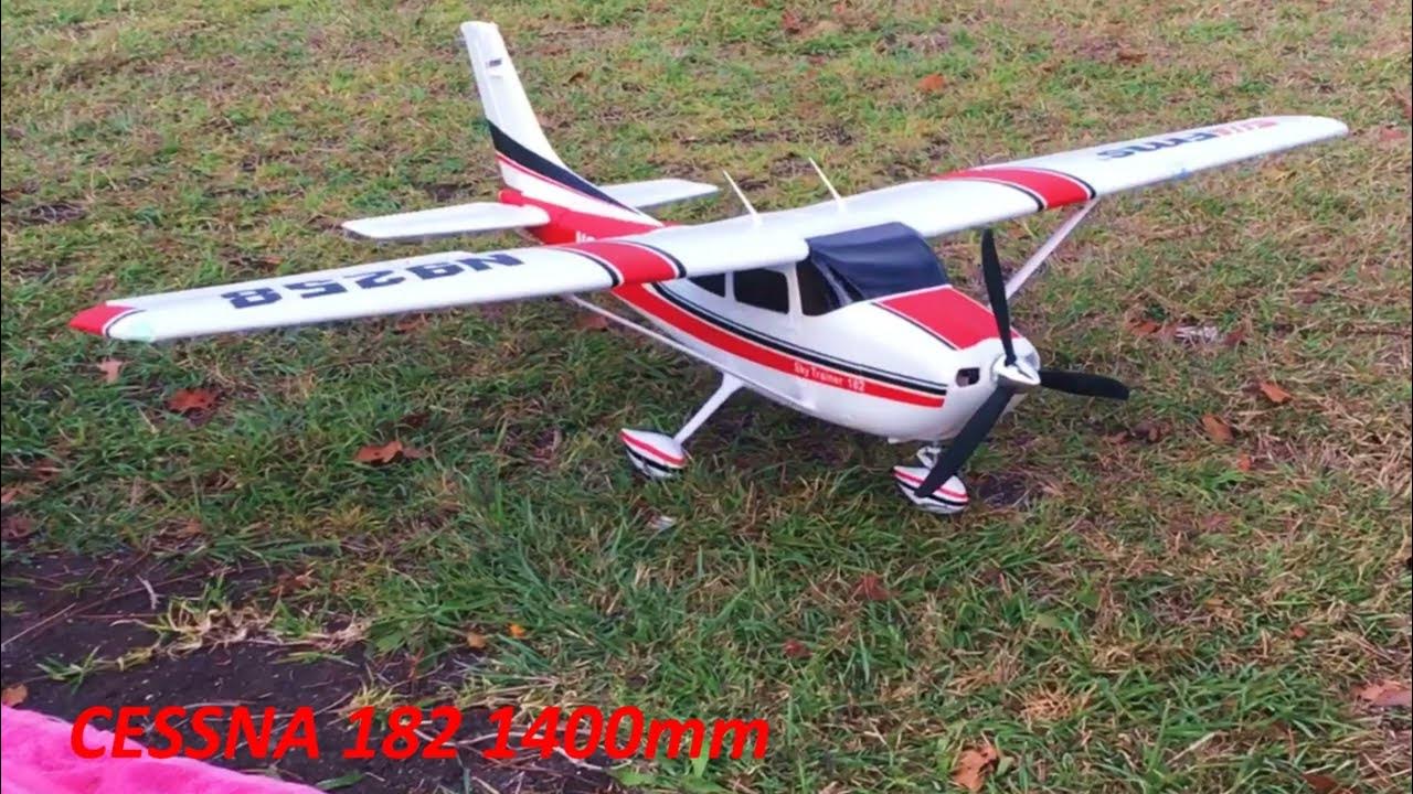 Fms 182 Cessna/Skytrainer Scale 1410mm Wingspan RC Airplane - YouTube