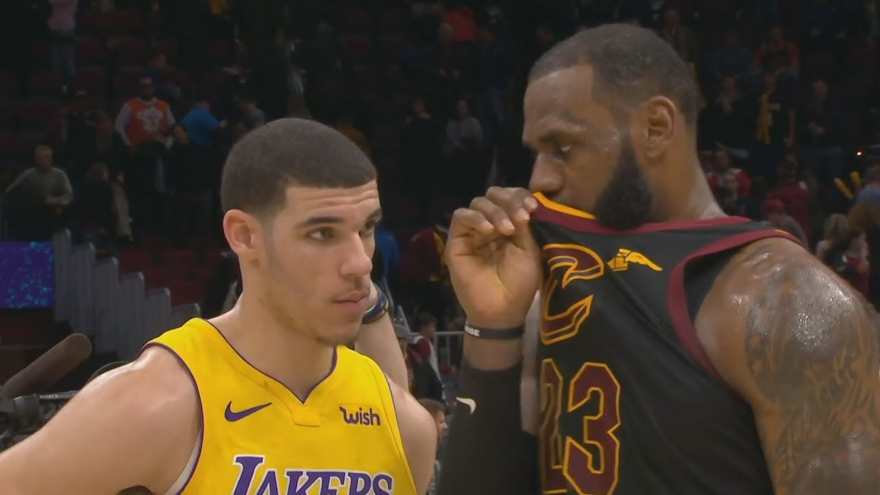 LeBron James vs Lonzo Ball! LeBron Triple Double! Lakers vs Cavs 2017 ...