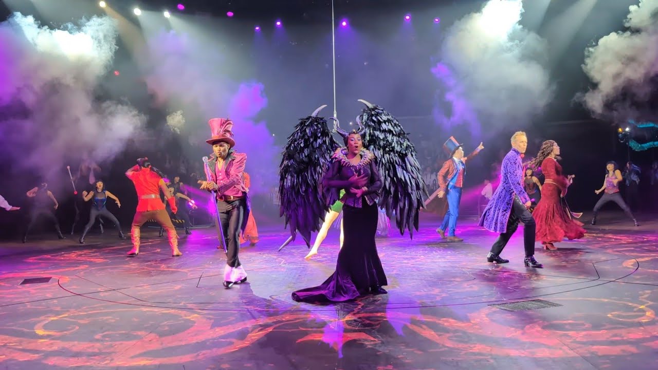 【HKDL】Let's Get Wicked 2024 | Hong Kong Disneyland Halloween - YouTube