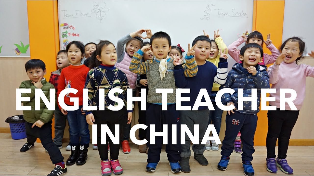 A day in the life // TEACHING ENGLISH as a foreign language in CHINA ...