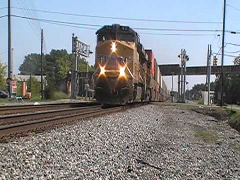 NS 225 UP Z AILC @ Speed! w/DPU Bessemer, AL 8-26-12 - YouTube