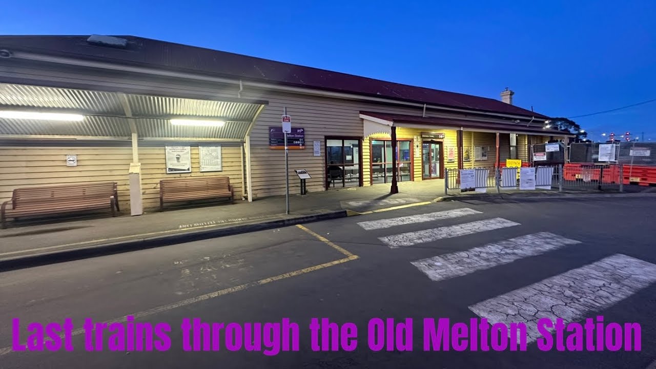 Last trains through the old Melton station - YouTube