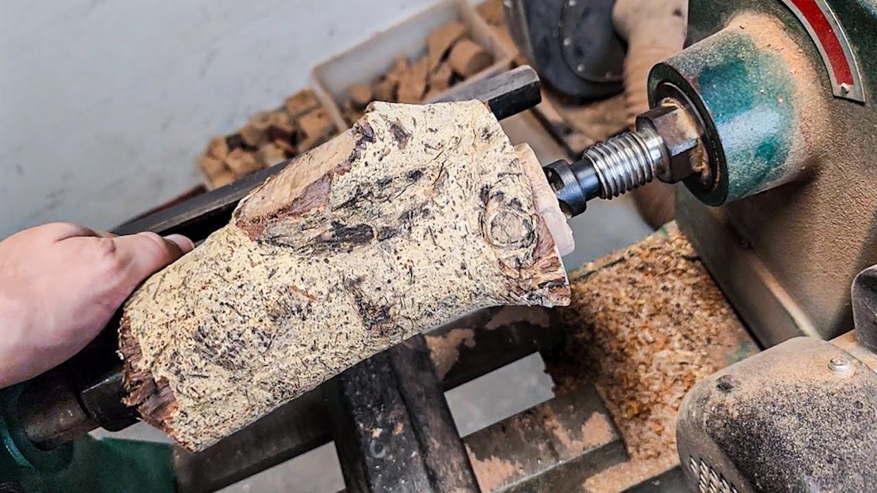 Woodturning a Maple Log - YouTube