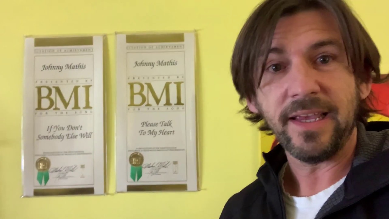 'Country' Johnny Mathis | "This one is a hit!" | Songwriter Story - YouTube