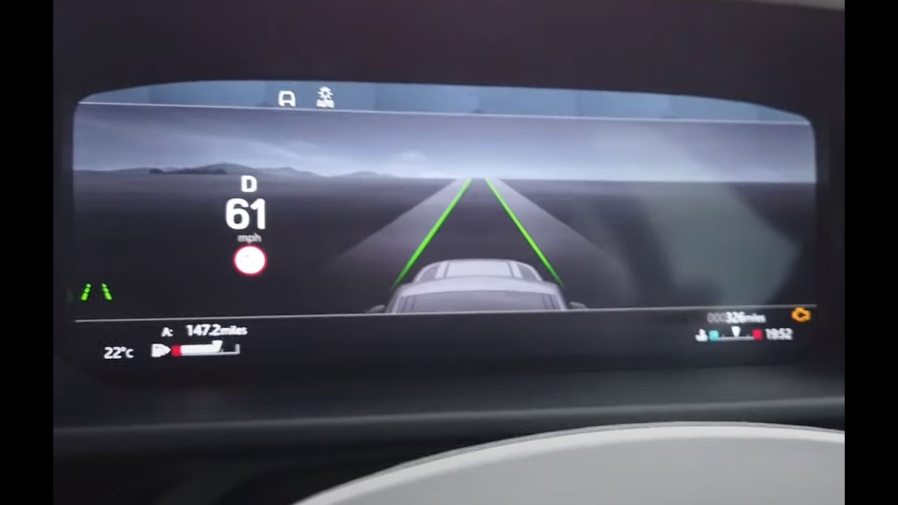 Land Rover New Defender 2020 Lane Keep Assist - Explained ...