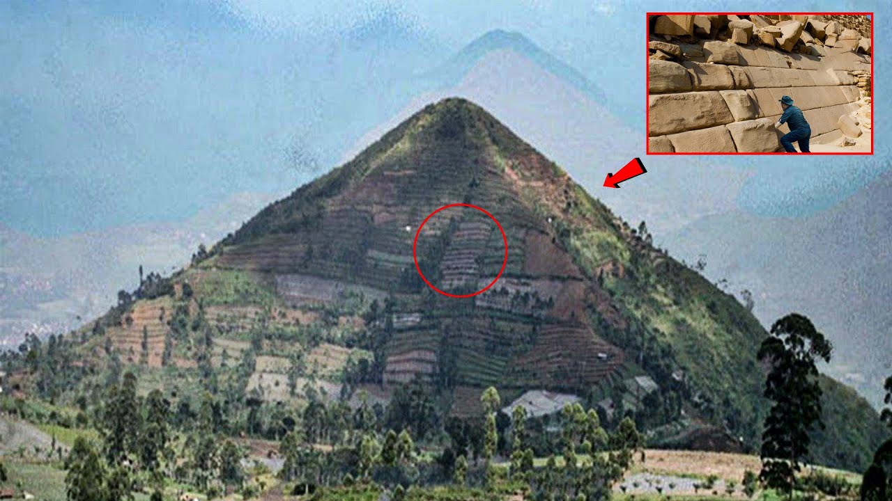 इस पहाड़ के अन्दर जो मिला उसने सभी के होश उड़ा दिए ! Secret Pyramid ...