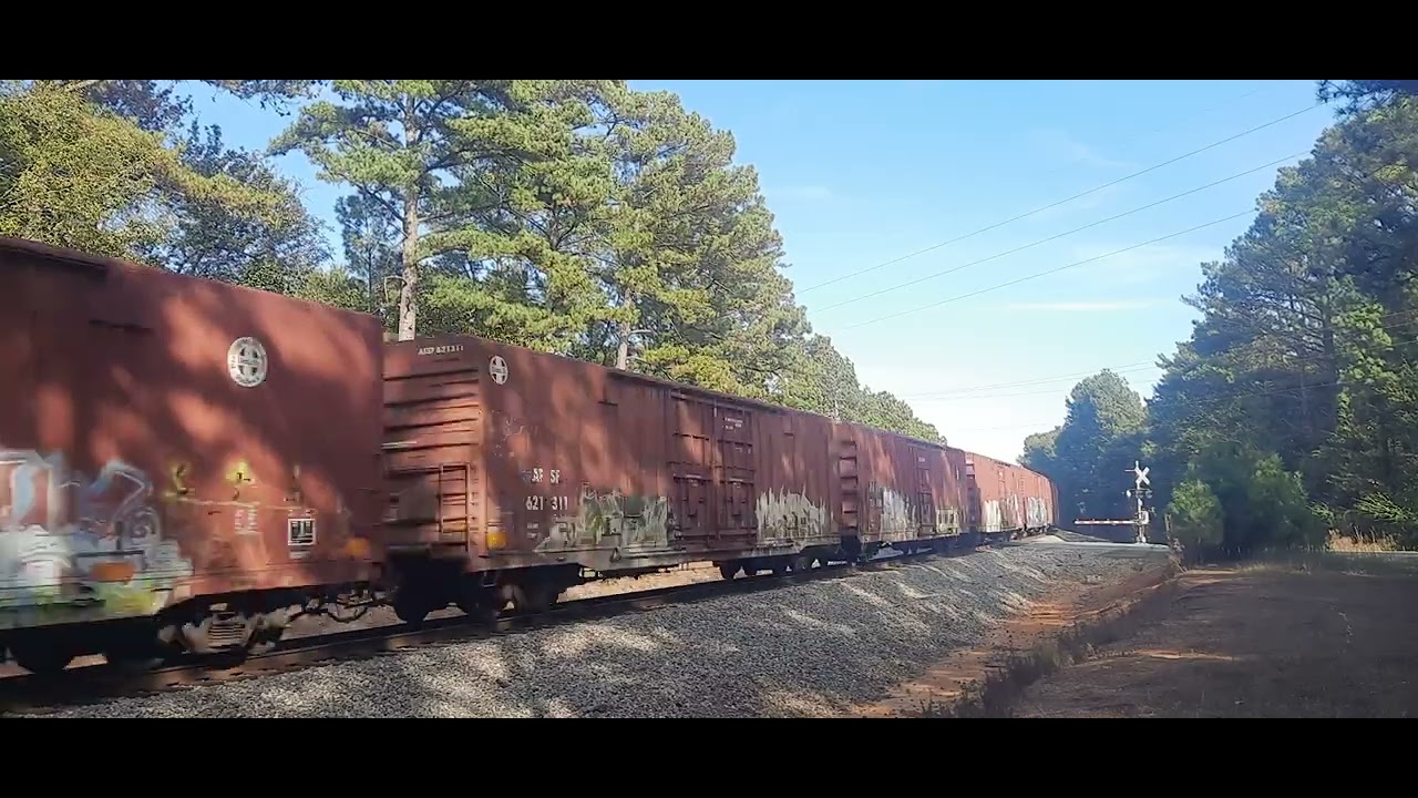 NS 3619 leads 187 through Pell City, AL 10/21/23 - YouTube