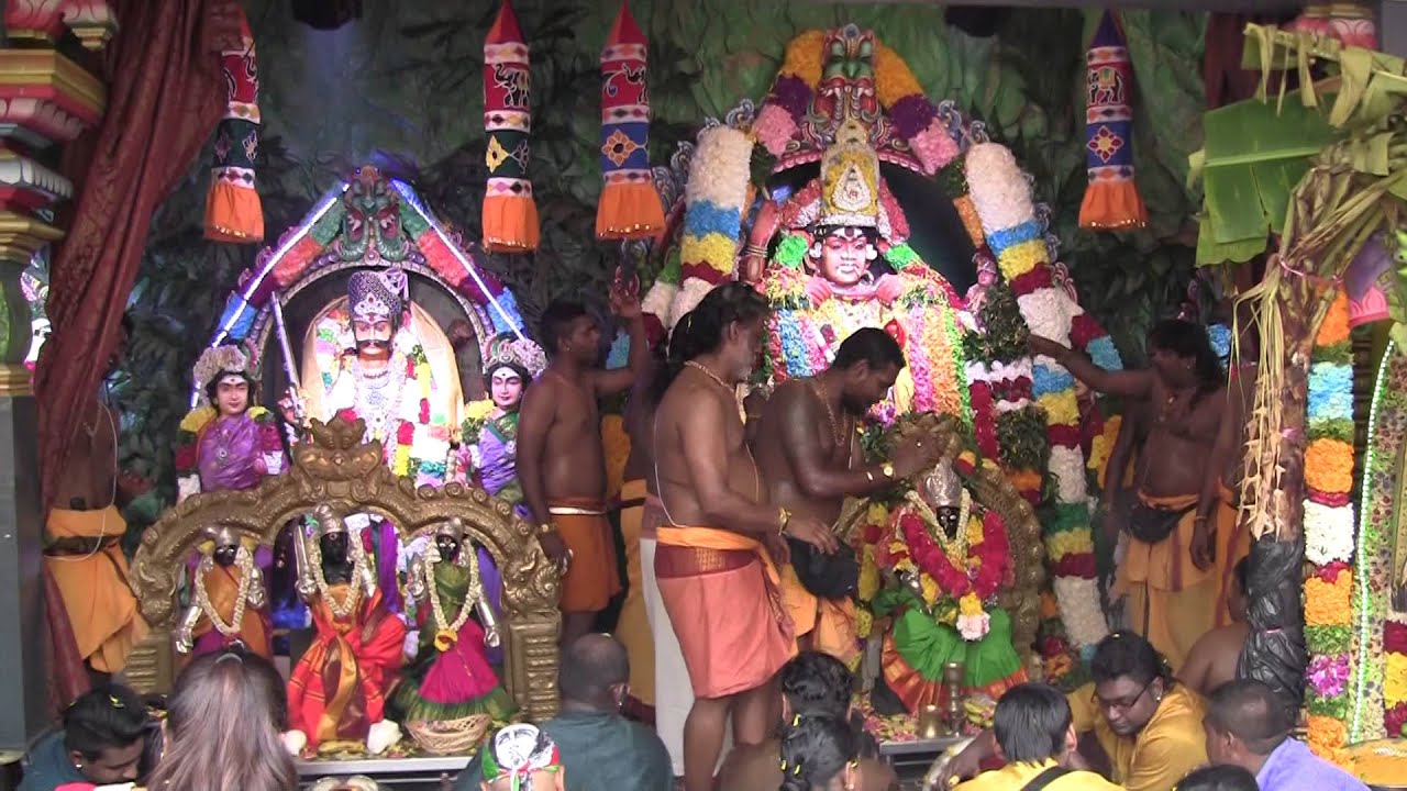 Happening Theemithi Periyachi Amman Bhajans 2014 - YouTube