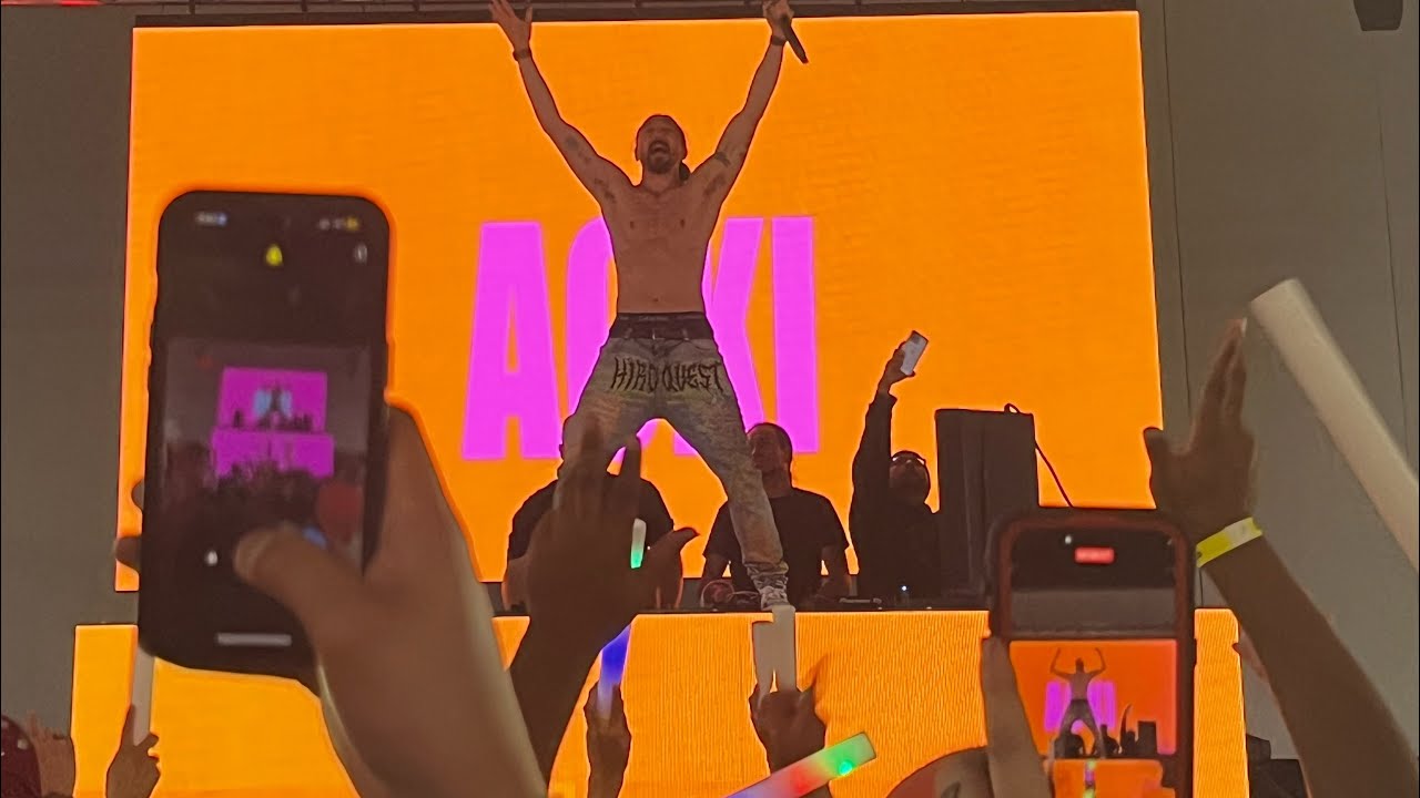 Steve Aoki collect-A-Con Denver - YouTube