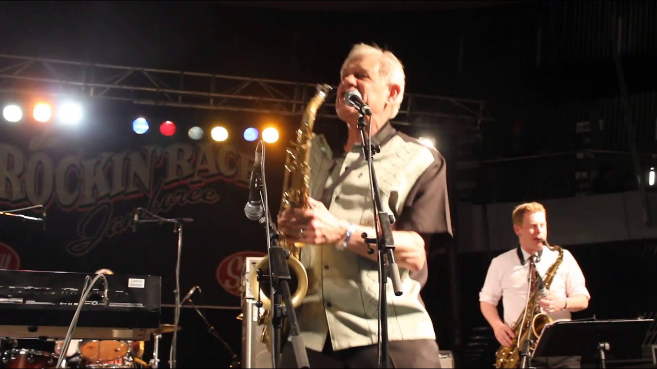 Roddy Jackson en Rockin Race Jamboree - YouTube