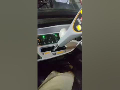 ヤンマーコンバインYH571A - YouTube