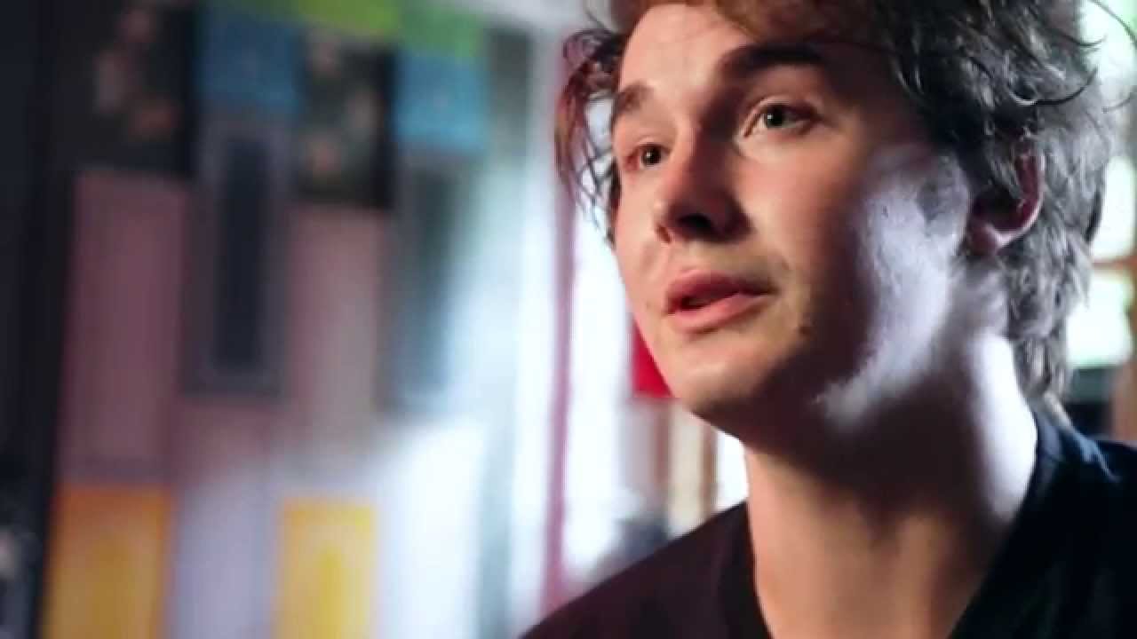VOX All Access: Sam Fryer of Palma Violets talks about the AC15 - YouTube