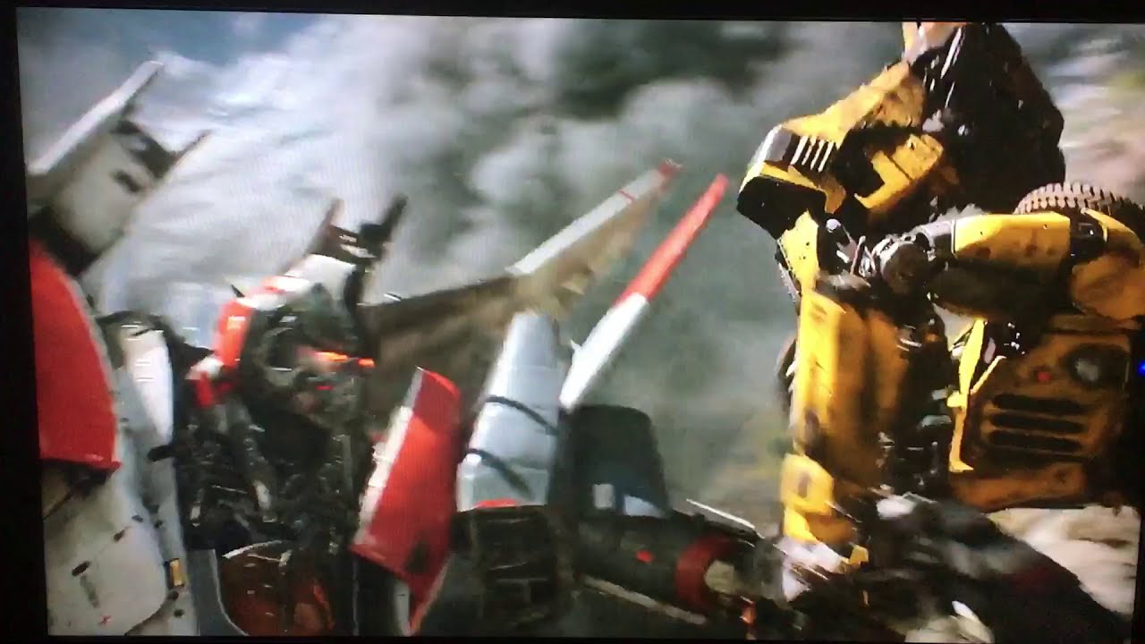 Bumblebee Vs Blitzwing - YouTube