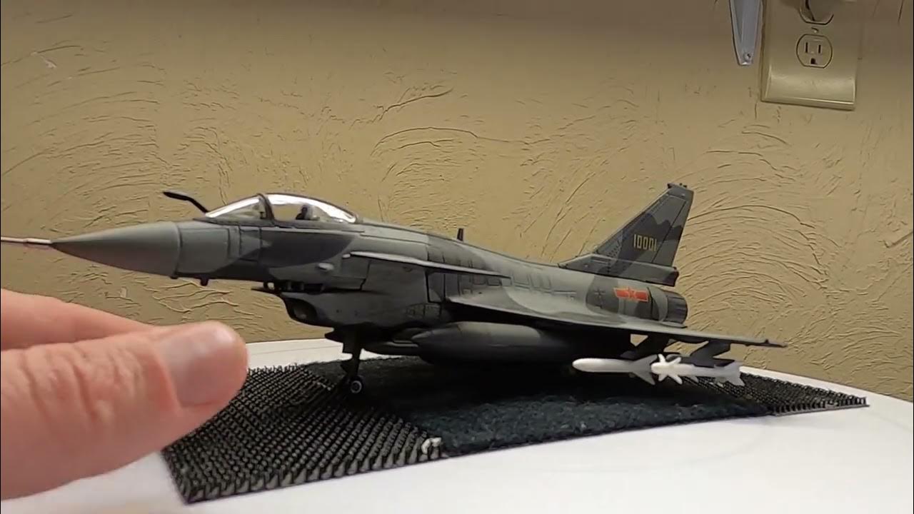 Chinese Chengdu J-10 Vigorous Dragon Multirole Fighter (1:72 Scale ...