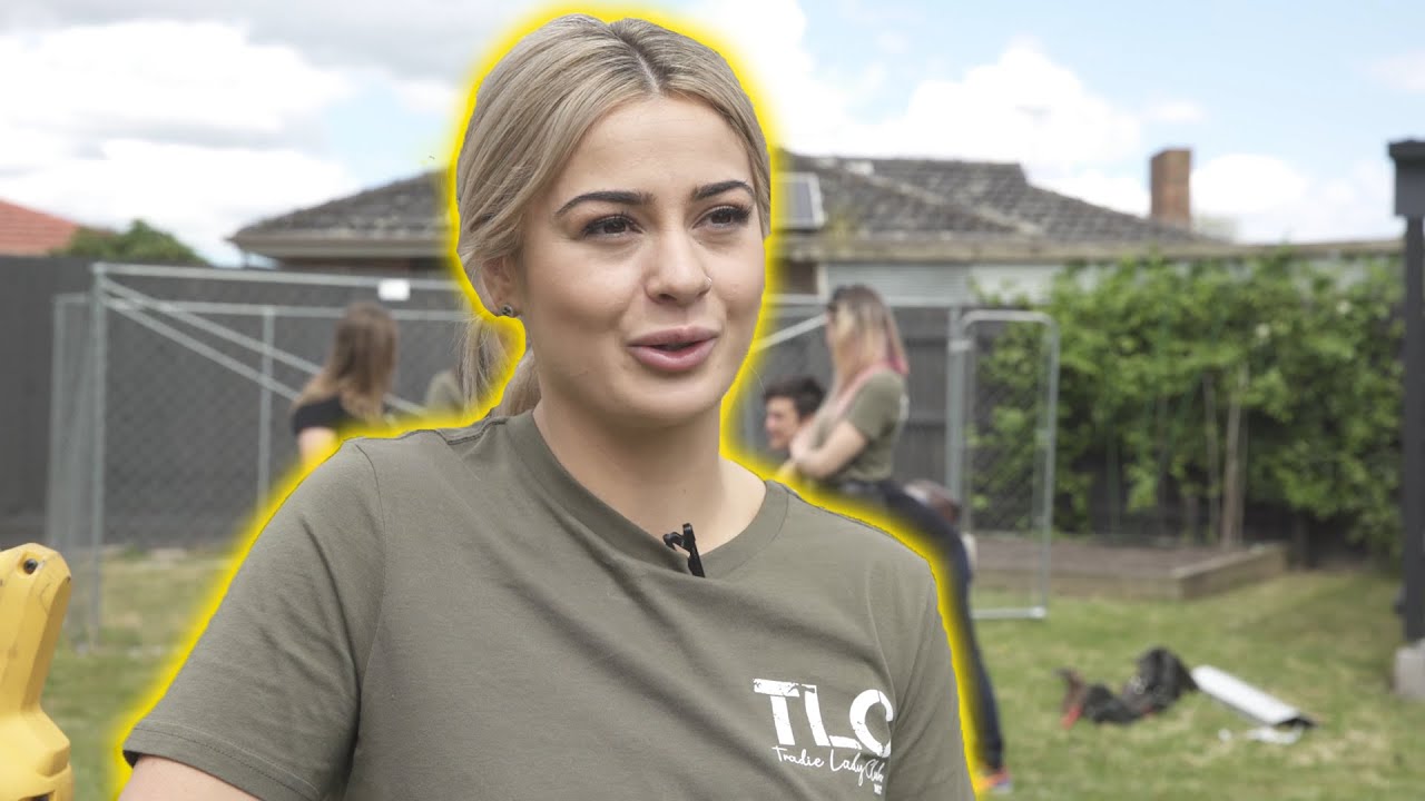 Tradie Lady Club l Women In Construction Sticking Together - YouTube