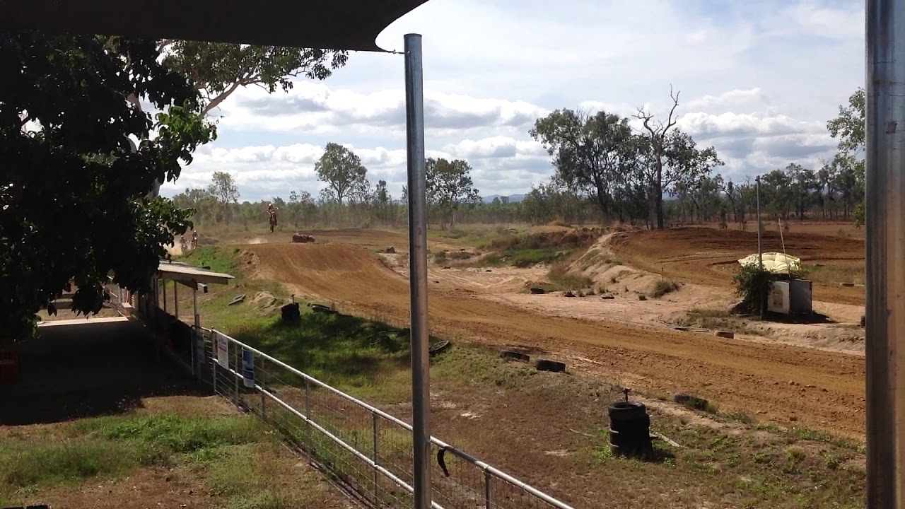 2 strokes at Mareeba mx we had a blast - YouTube