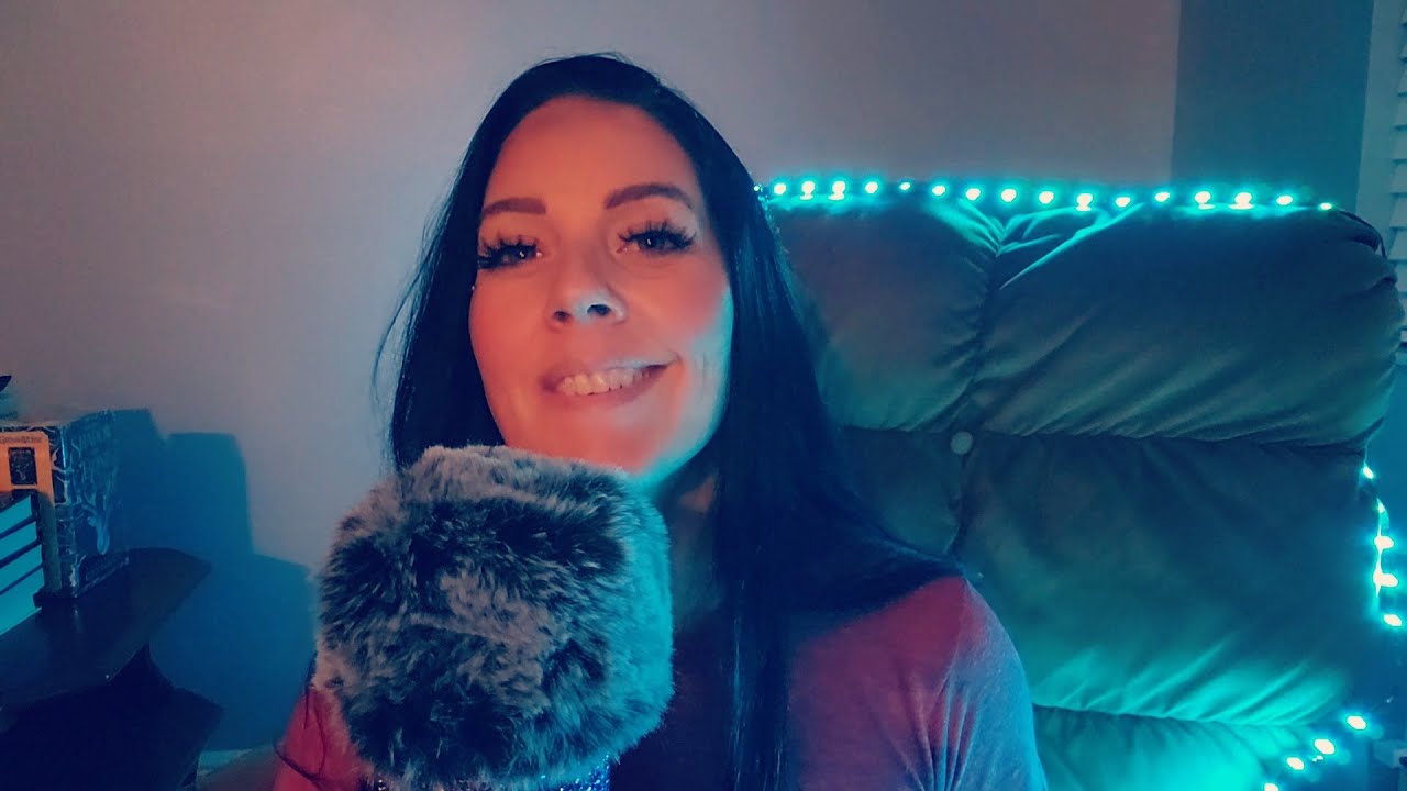 ASMR- Weekly Whisper Ramble (Updates, mini storytime, recent buys ...